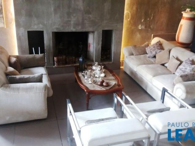 Casa Assobradada