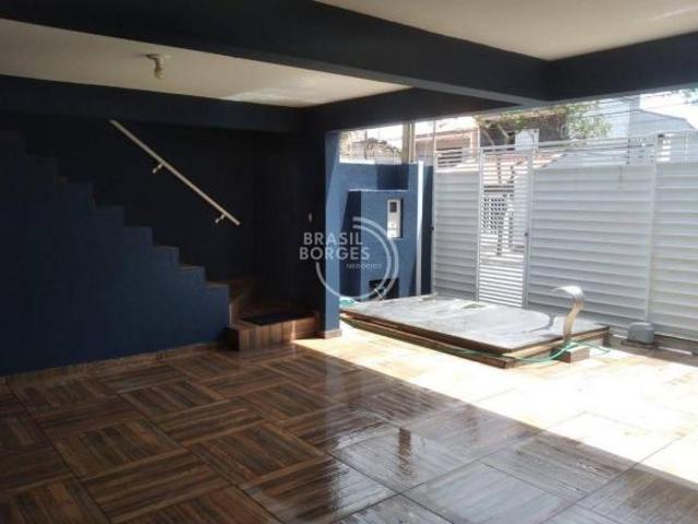 Casa Assobradada 86M², 2 Quartos, 2 Vagas de Garagem Cobertas e Piscina no Jardim Gonçalves