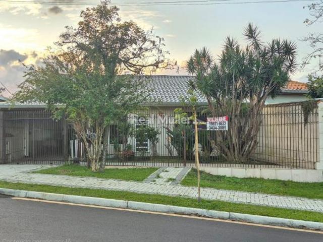 CASA BACACHERI NO CONJUNTO SOLAR 180 M2
