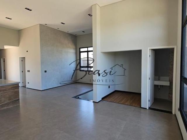 Casa Bairro Urbanova Condômino Terras Alpha 03 Dorm. 01 Suíte. 258m². São José dos Campo