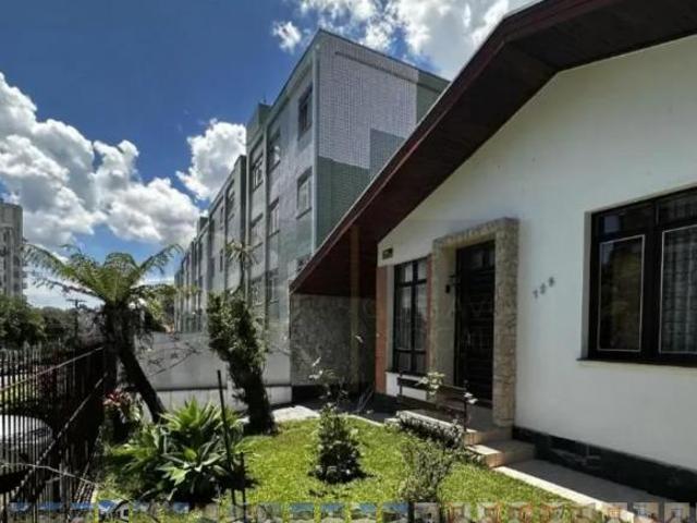 CASA BAIRRO VILA IZABEL COM 3 QUARTOS NA MELHOR LOCALIZAÇÃO