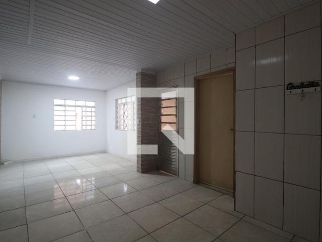 Casa, Bairro Fátima, 2 Quartos, 60 m2 Canoas