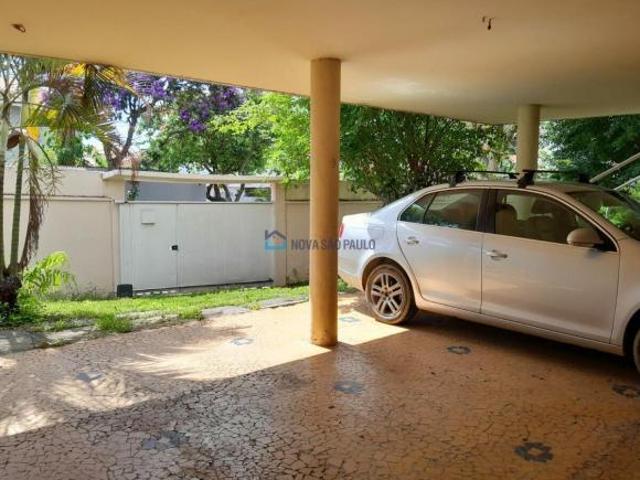 Casa Bairro Jabaquara. Vago. 340m² terreno. 3 quartos. 3 vagas