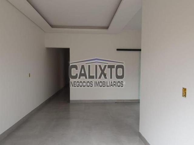 CASA BAIRRO JARDIM BRASILIA