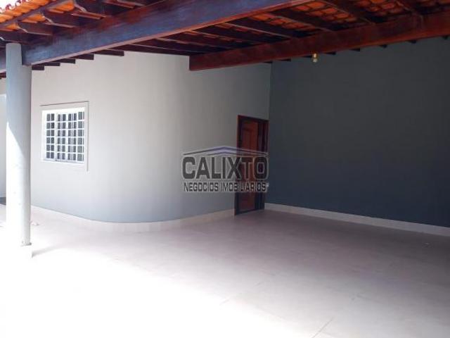 CASA BAIRRO SANTA MONICA