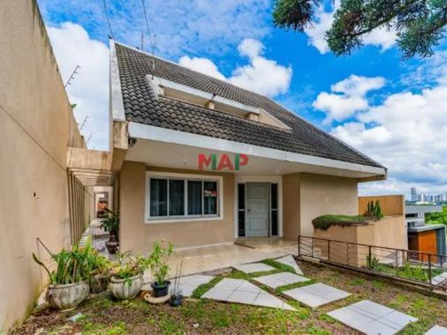 CASA BARIGUI 4 SUITES COM JARDIM
