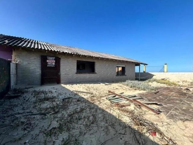 Casa beira mar em Imbé – oportunidade para investidores!