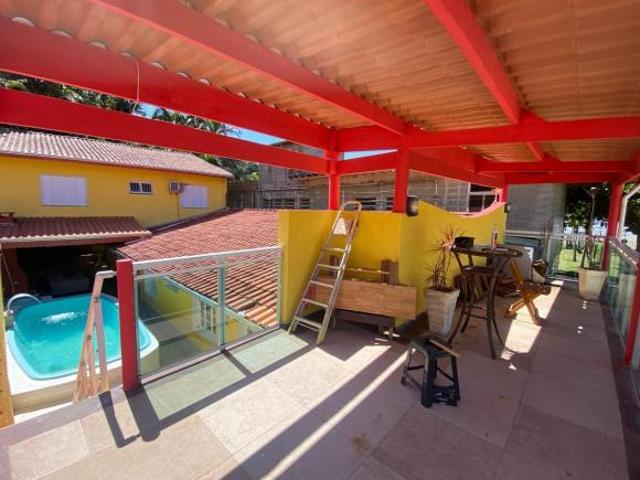 Casa beira do Mar oportunidade com ofuro e piscina em Itanhaém