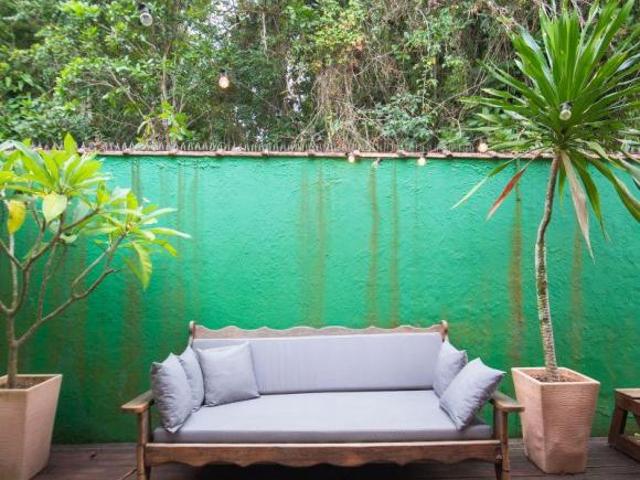 CASA BEM DECORADA 3 QUARTOS CAMBURI