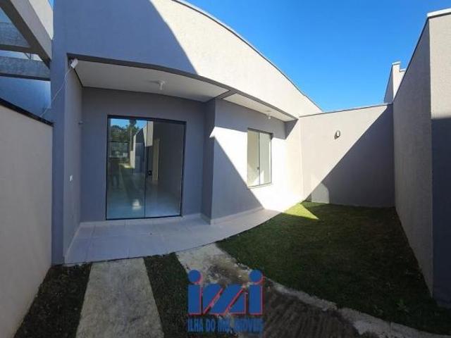 CASA BEM LOCALIZADA NO BAIRRO ELIANA