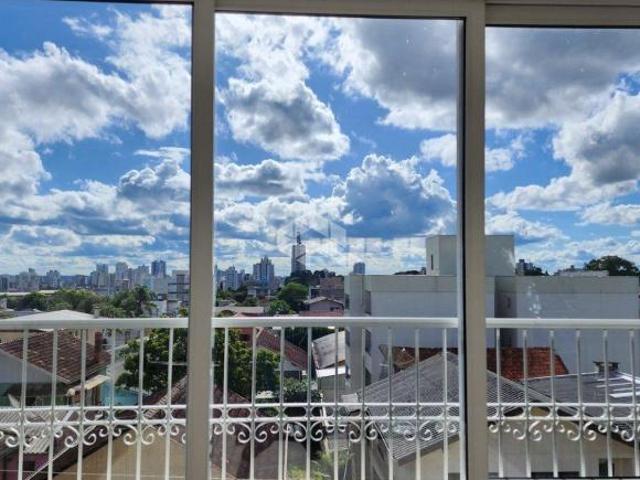 Casa bem localizada no bairro Petrópolis em Caxias do Sul