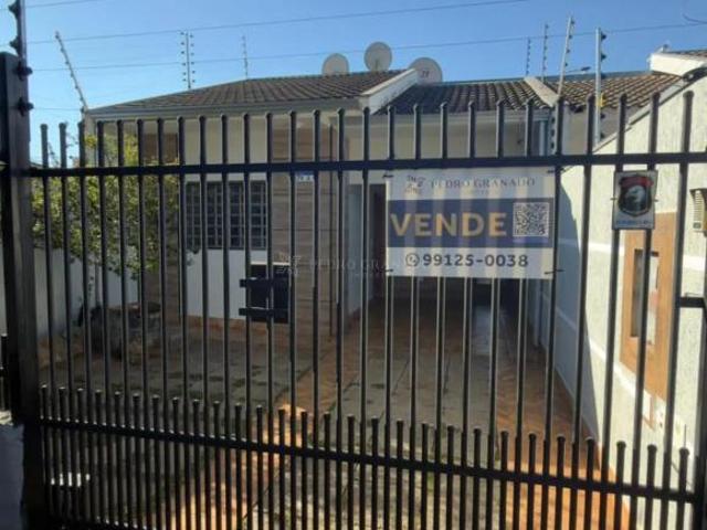 CASA BEM LOCALIZADA ZONA SUL DE MARINGÁ