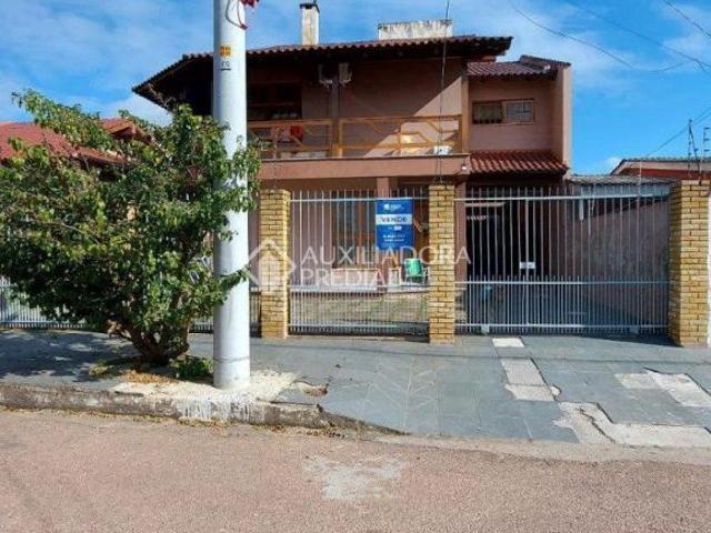 Casa bem localizada