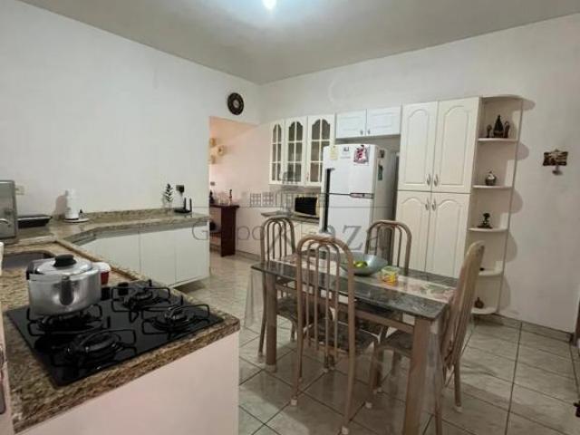 Casa Boa Esperança 3 Dormitórios Terreno de 600m²