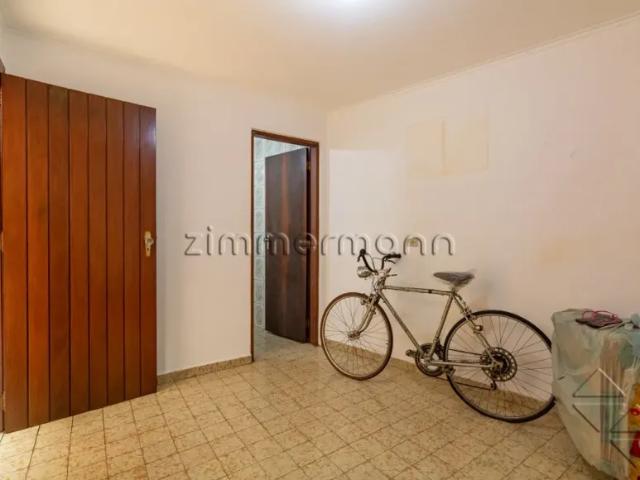 Casa bosque da saúde, 3 dormitórios 2 suítes, 6 vagas