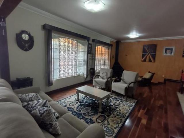 Casa Bosque dos Eucaliptos 3 Dormitórios 300m²
