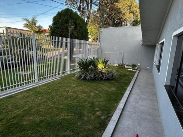 CASA, BOQUEIRÃO, 3 QUARTOS, 3 SUITES, 4 BANHEIROS