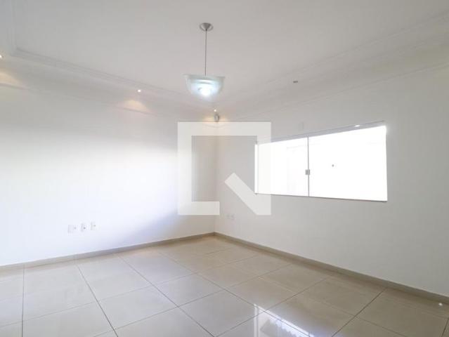 Casa, Brasil, 3 Quartos, 250 m2 Uberlândia