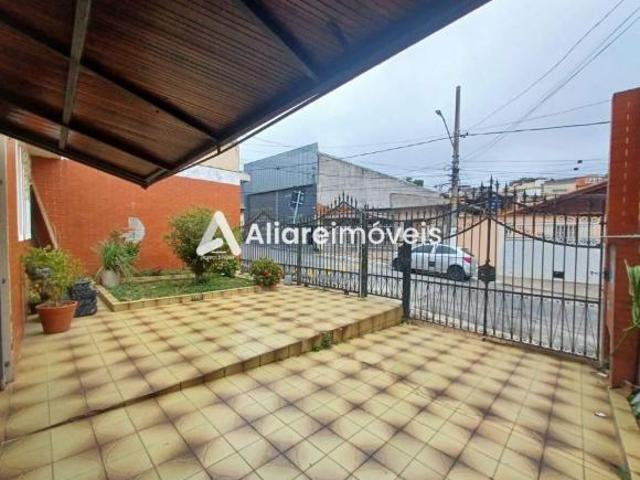 Casa c/ 3 quartos, e 3 vagas, 146m², à venda no bairro Vila Formosa, por 742.000,00