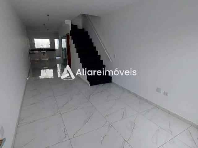 Casa c/ 3 quartos, 1 suíte e 4 vagas, 170m², à venda no bairro Parque São Rafael, por 640.000,00