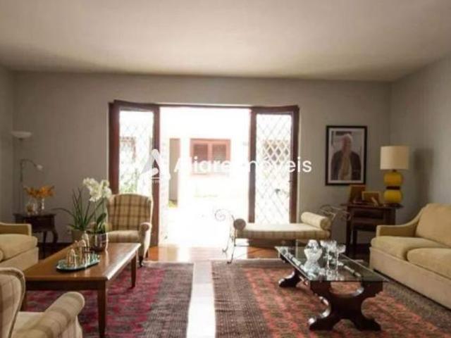 Casa c/ 3 quartos, 3 suítes e 3 vagas, 256m², à venda, no bairro Mooca, por 1.500.000,00
