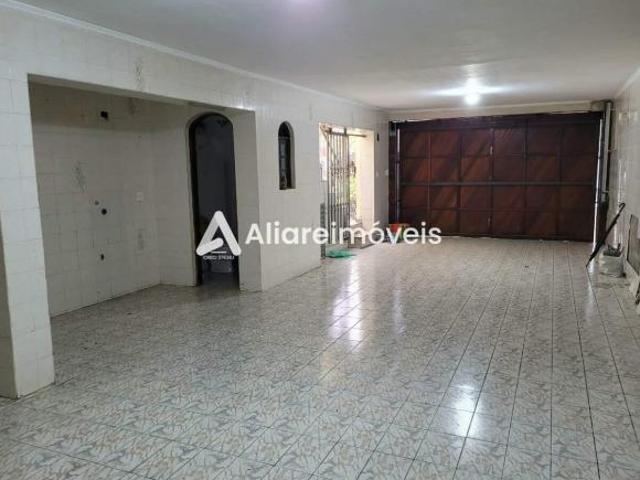Casa c/ 3 quartos, 3 suítes e 4 vagas, 180m², à venda no bairro Parque São Lucas, por 790.000,00