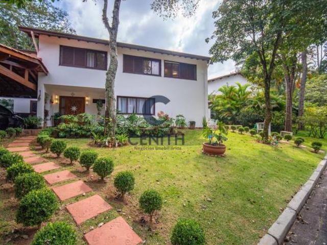 Casa c\ 4 Dorms 3 Sts, Churrasqueira, Piscina no Cond. Residence Park
