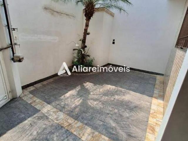Casa c/ 4 quartos e 3 vagas, 180m², à venda no bairro Vila Prudente, por 1.000.000,00