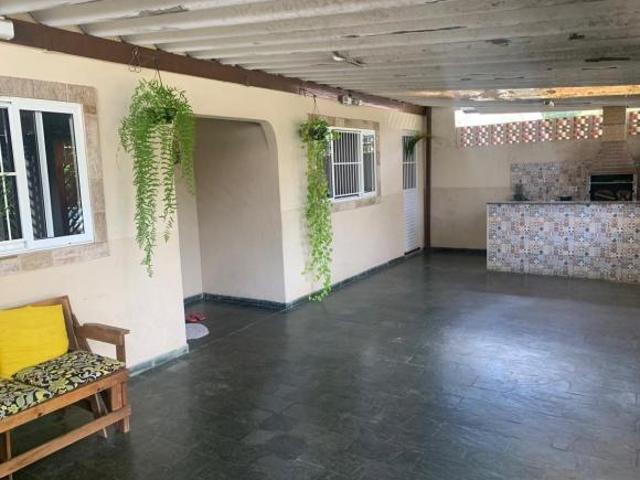 Casa c/ 4 quartos, 1 suíte Vila Boa Vista Campinas $ 405 mil