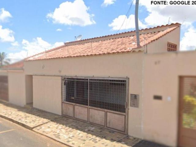 Casa c/ 525m² a.t. em Tupaciguara/MG