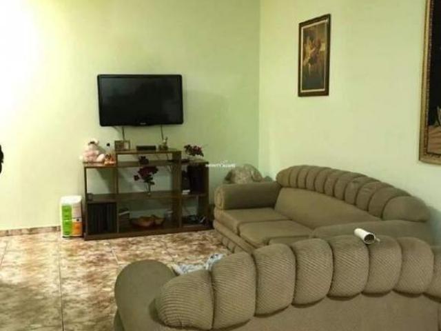 Casa c/ 5 quartos, 1 suíte e 5 vagas, 203m², à venda no bairro Mooca, por 2.300.000,00