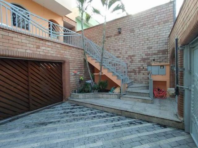 Casa c/ 5 quartos, 2 suítes e 4 vagas, 360m², à venda no, no bairro Mooca, por 1.350.000,00