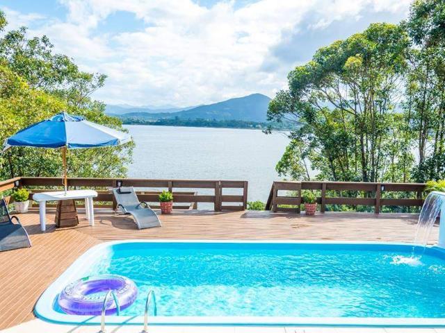 Casa c/ piscina e vista fantástica | Praia do Rosa