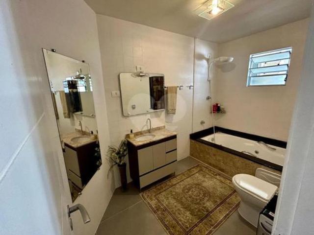 Casa Campo Orleans 4 Dormitórios 2 Suites 4 Vagas Próximo Barigui Reformada