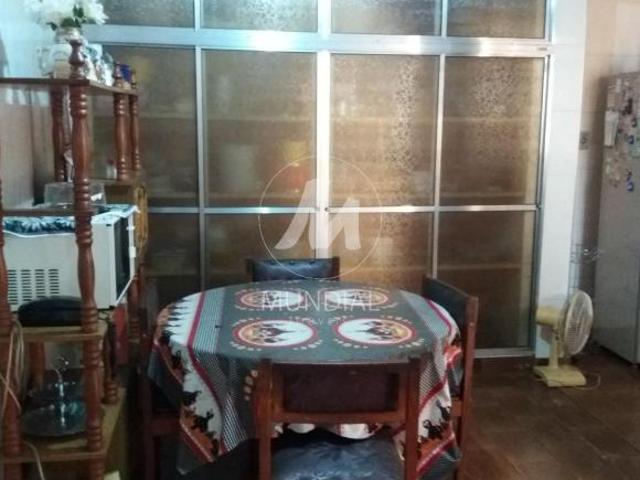 Casa casa de fundos 2 dormitórios, cozinha planejada