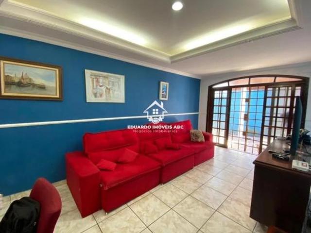 Casa Casa Padrão para Venda, 2 dorm s, 1 suite s, 4 vaga s, 180 m²