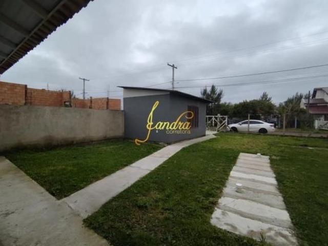Casa Capão Novo 03 qdas mar 2 dormitórios garagem fechada