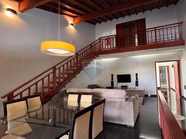 Casa Capivari: Conforto e Sofisticação no Jardim Morada