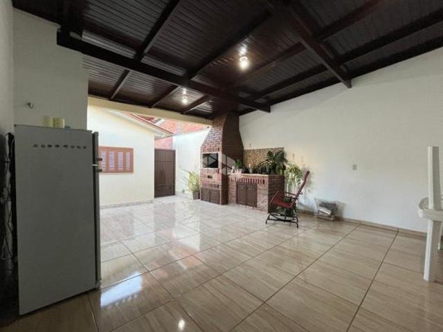 CASA CENTRAL COM 03 DORMITORIOS