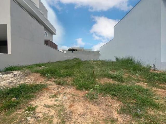 CASA CENTRAL PARQUE BOTUCATU / SP