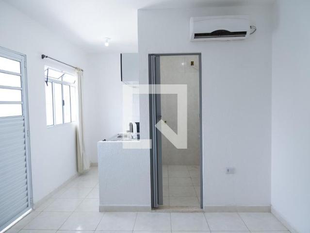 Casa, Centro, 1 Quarto, 22 m2 Osasco