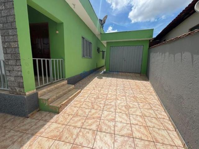 Casa, Centro, Alterosa, MG
