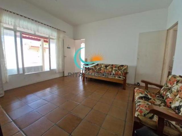 Imperdível oportunidade! Casa à venda no Centro de Bertioga SP, 1 quarto, 2 salas, 2 banheiros, 3 va