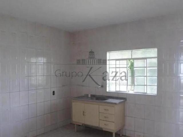 Casa Centro Jacareí 2 Dormitórios 526m²