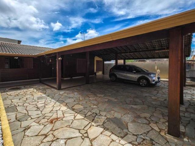 Casa chamosa em madeira exclusividade de venda !