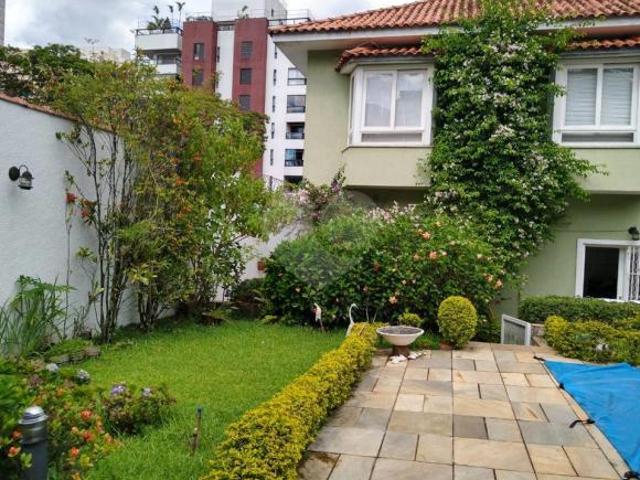 Casa Chácara Flora 5 Suítes / Quartos 6 Vagas Venda / Compra
