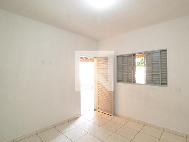 Casa, Chácaras Tubalina e Quartel, 1 Quarto, 250 m2 Uberlândia