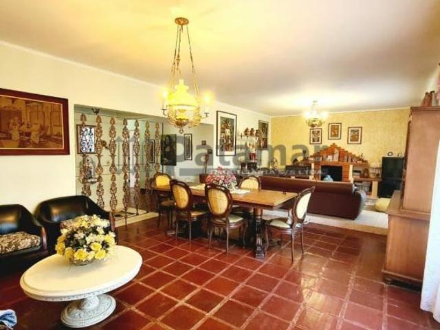 Casa charmosa à Venda em Itatiba