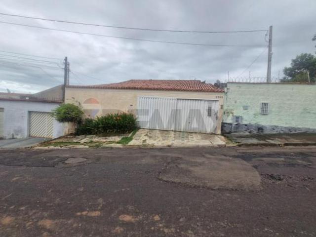Casa com 3 quartos, 1 suíte no Parque Dr. Carrão em Franca SP