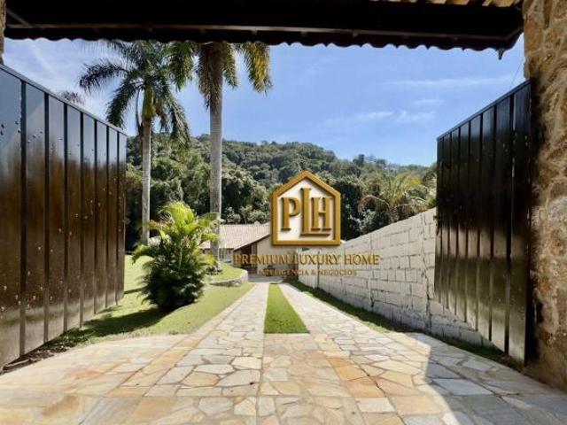 Casa Charmosa em Condomínio Fechado – Alpes D’Ouro, Bom Jesus dos Perdões/SP – Região de Atibaia